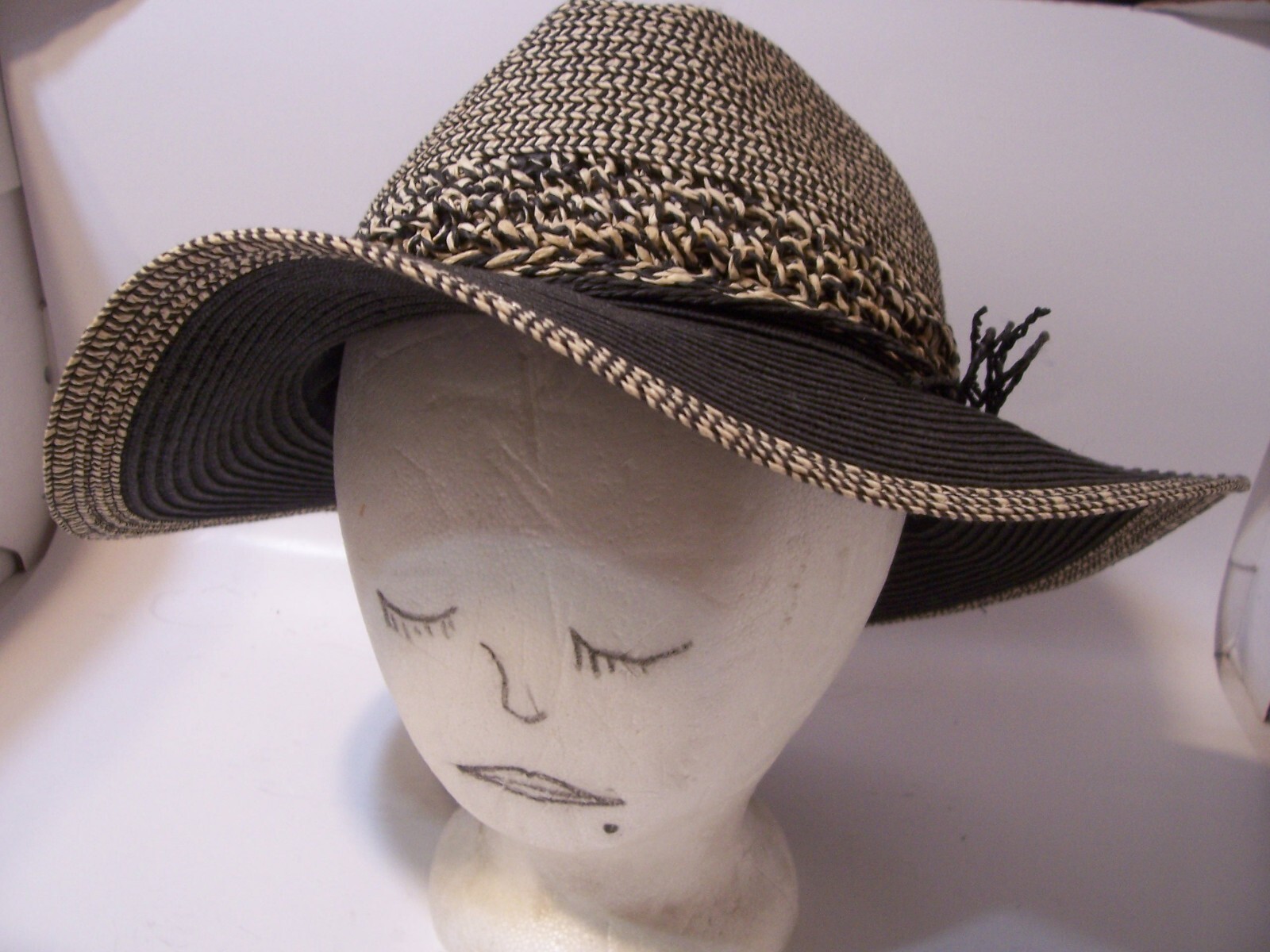 SOMETHING SPECIAL 100% PAPER HAT Wide Brim Black & Wh… - Gem