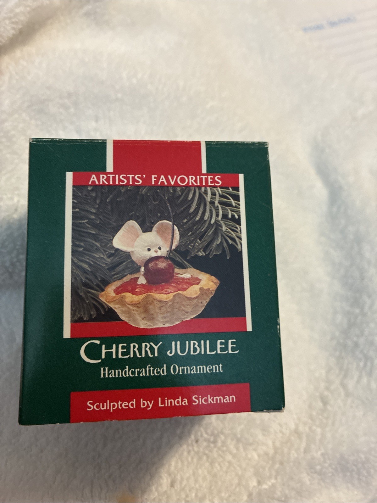 Hallmark Keepsake 1989 Cherry Jubilee Mouse in Cherry Pie With Box # ...