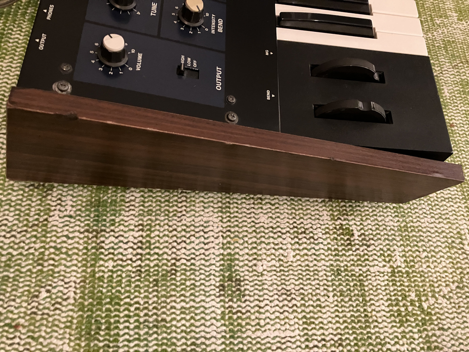 Korg Polysix Synthesizer 61-Key CV/Gate Chorus Phaser Ensemble 1981 ...