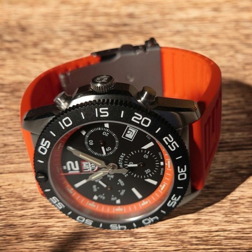 Luminox Pacific Diver Chronograph 3149 200m WR Carbon Bezel Rubber ...