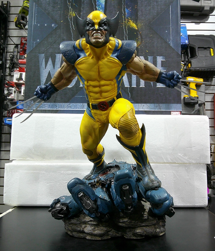 Wolverine Premium Format Figure / Statue Marvel Sideshow Ltd. Ed. #2268 ...