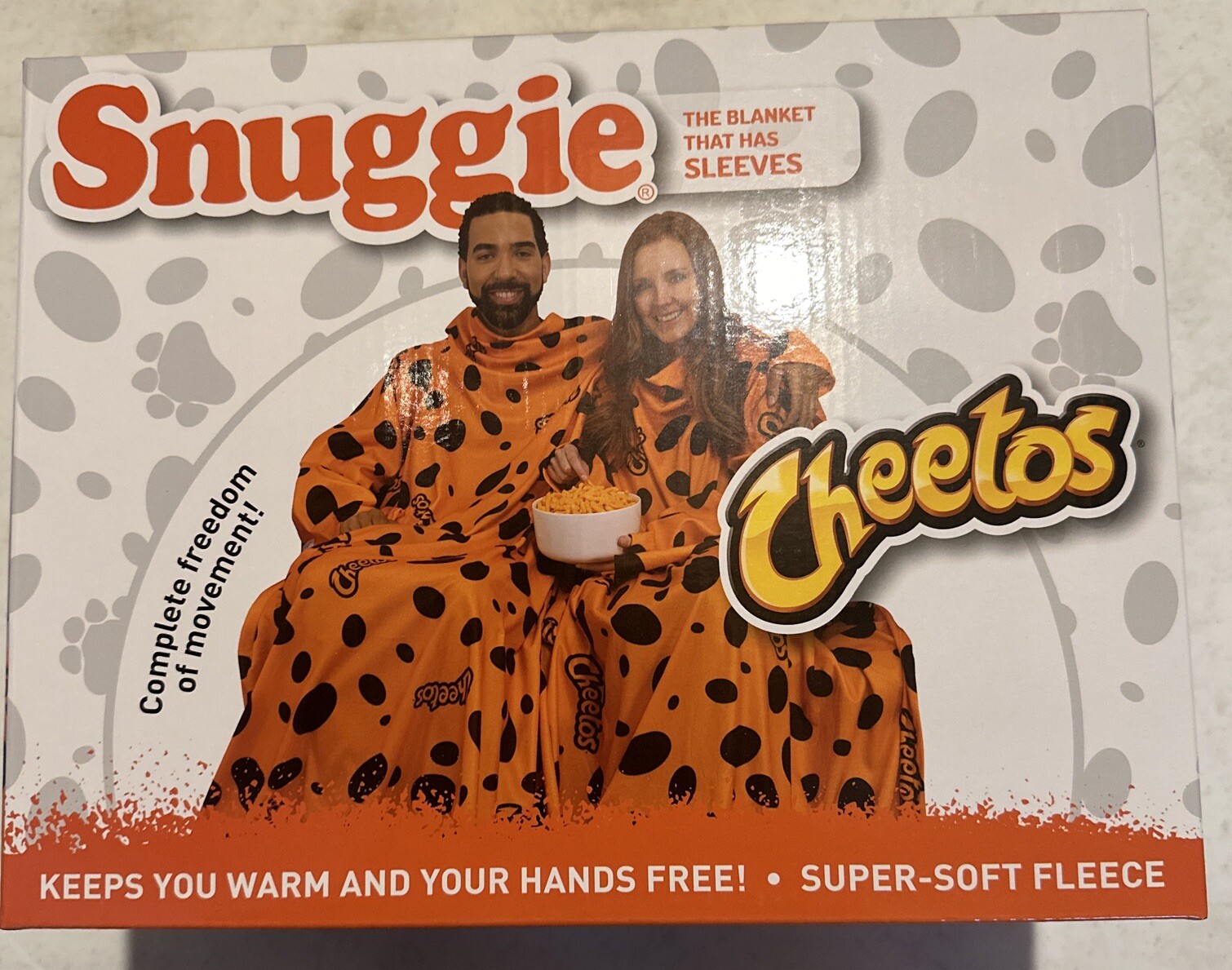 Snuggie Cheetos Wearable Soft Fleece Blanket Sleeves Christmas Gift ...