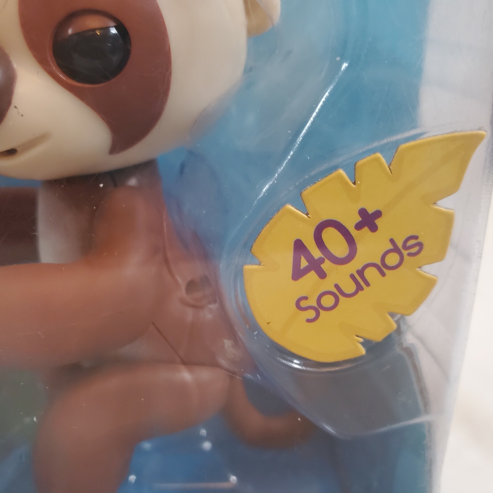 WowWee Fingerlings Baby Sloth Kingsley Interactive 1st Class Ship for ...
