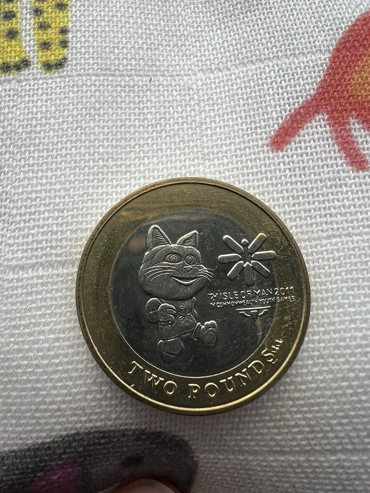 Tosha Cat £2 Coin IOM Commonwealth Youth Games Toshi Cat Two Pound Coin ...