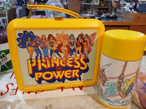 Vtg Yellow Lunchbox She-Ra Princess of Power Aladdin 1985 Lunch Box W ...