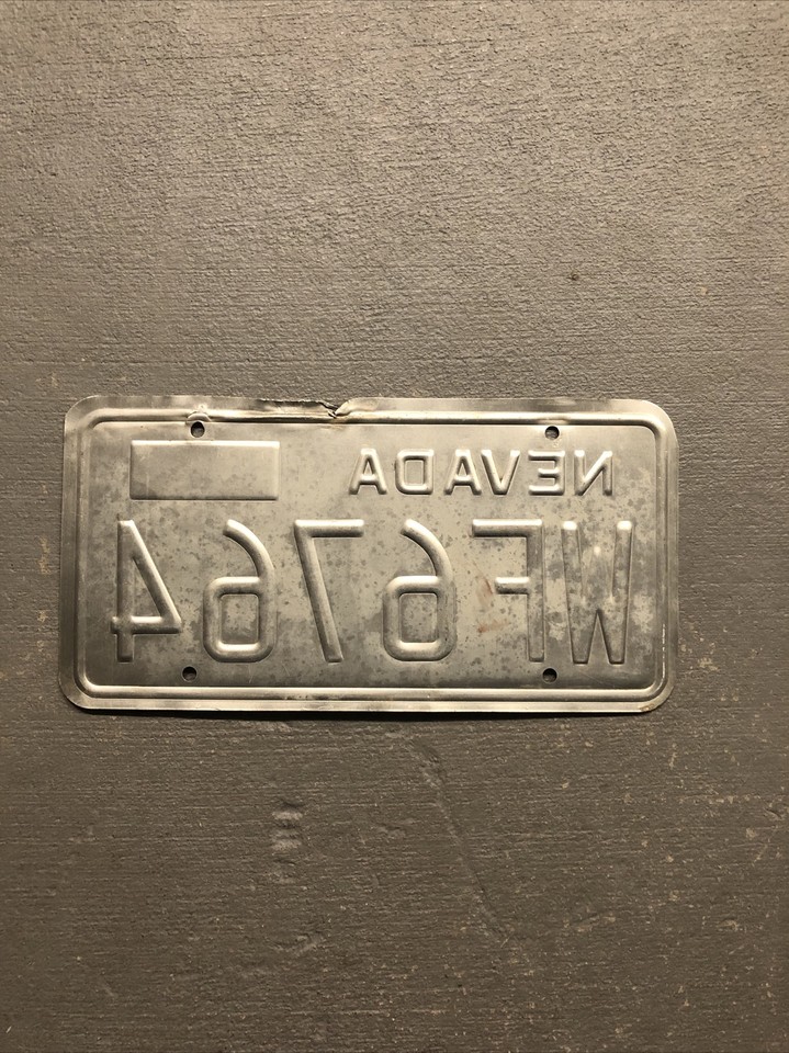 VINTAGE 1980’s NEVADA LICENSE PLATE EMBOSSED BLUE/WHITE WF6-764 COOL!!😎 ...