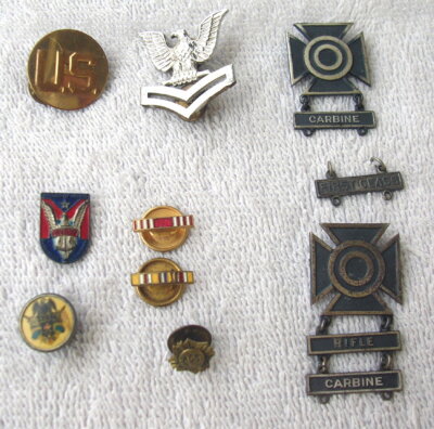 Lot of 10 Military Items,WW2 Era, Collar Pins, Lapel Hat Pins, Some ...