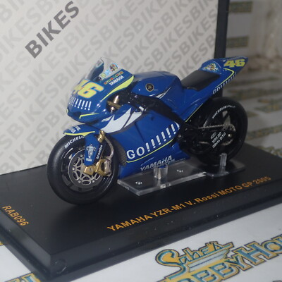 IXO Models RAB096 - 1/24 Scale Yamaha YZR-M1 #46 V.Rossi MotoGP 2005 ...