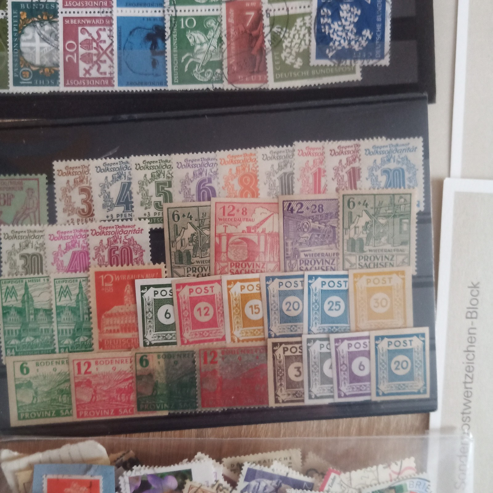 Nachlass Posten Deutschland / Europa Konvolut, Lot Briefmarken und ...