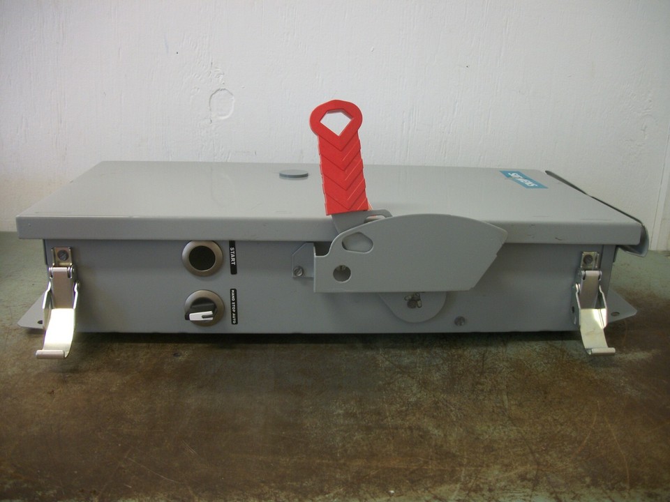 SIEMENS 3PH PUMP CONTROL PANEL 3R 82ADD6FBH 460VOLT 10HP 30AMP FUSIBLE ...