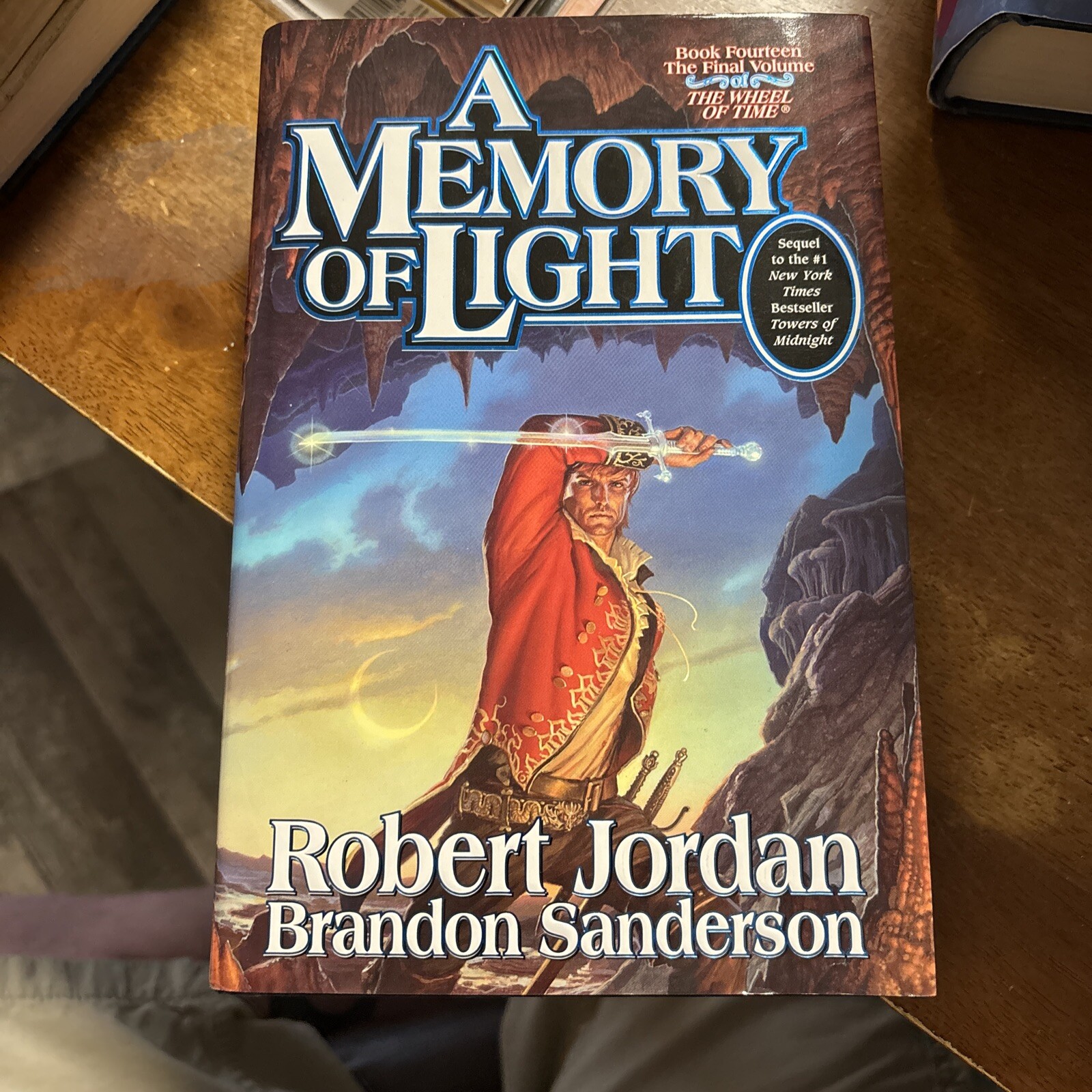 A Memory Of Light by Robert Jordan/Brandon Sanderson (1st Edition/Print ...