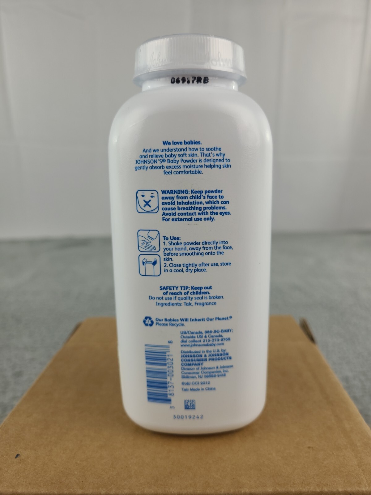 Johnson's & Johnson's Baby Powder Pink Label 9 oz 255g Talc ~ Factory ...