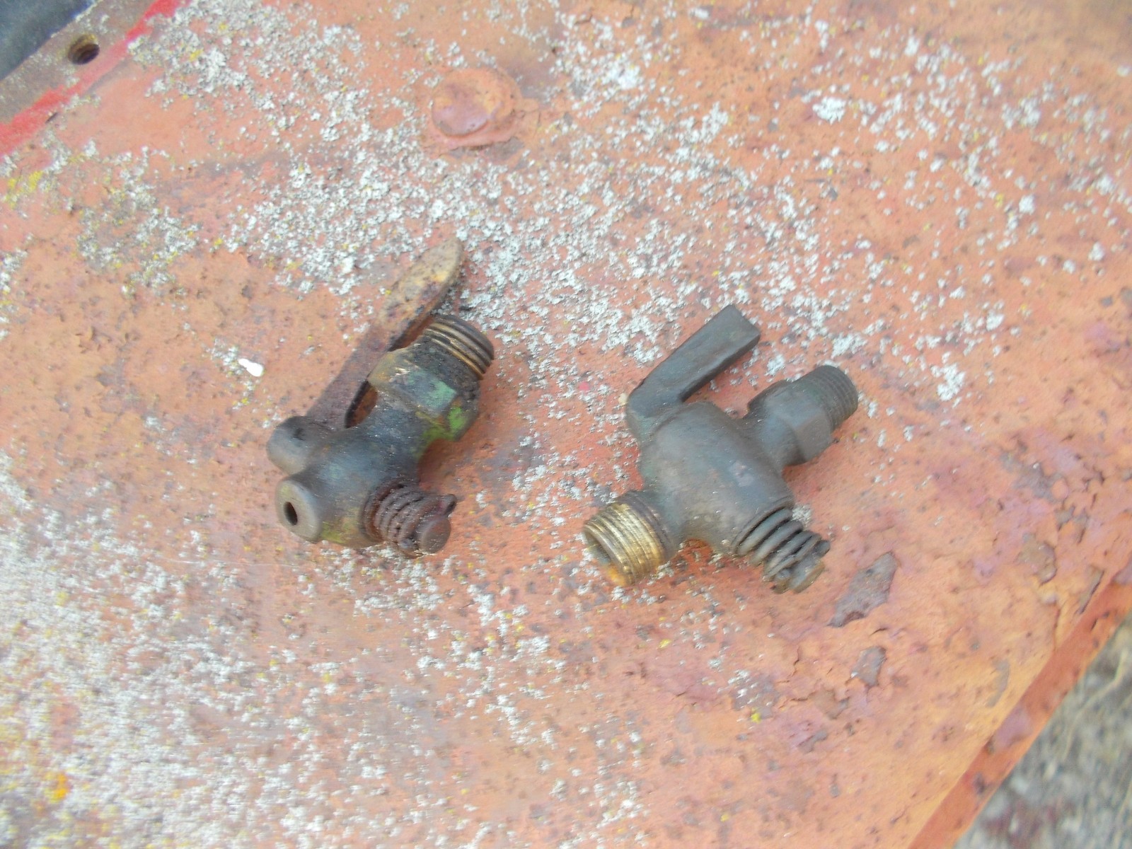 1929 Unstyled John Deere GP Standard tractor JD engine motor petcocks ...