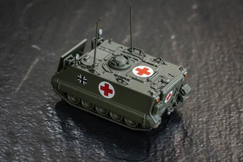 1/87 Tank M113 Sanitatspanzer Ambulance 1945 Military Camoufl Rare Real ...