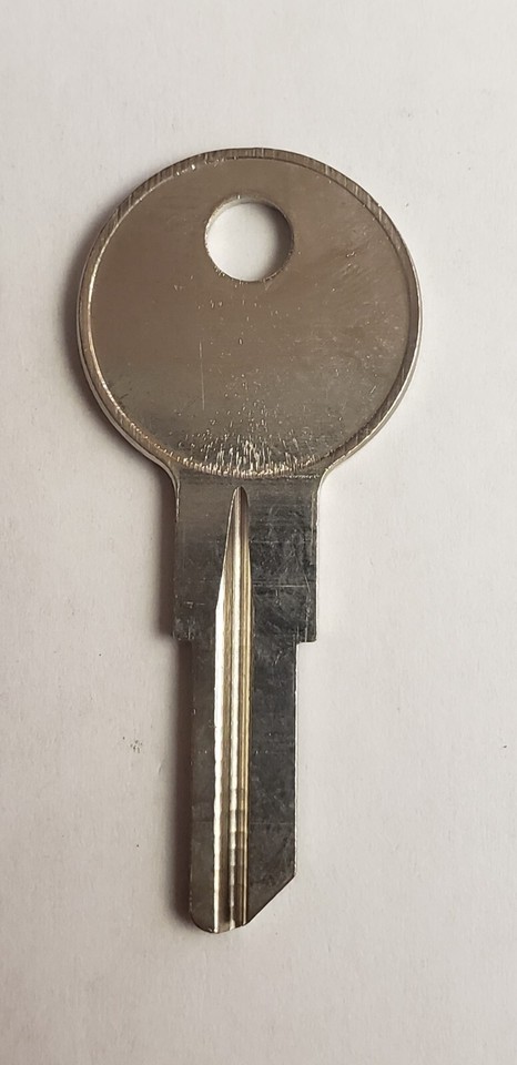 Ilco - B3 - 1098L - Key Blank - Mack Truck | eBay