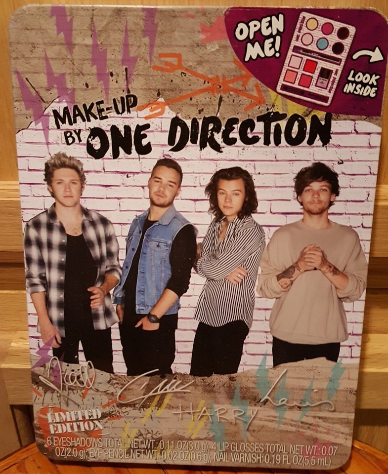 One Direction Make-up Kit by Markwins Limited Edition in Tin Case - 14 ...
