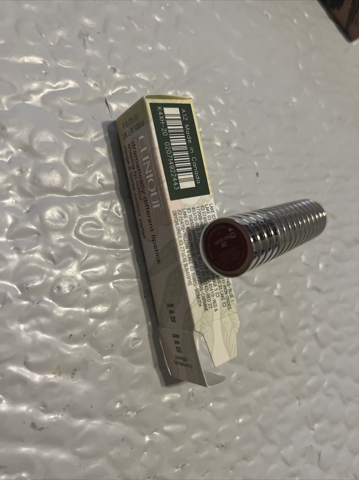 Clinique Dramatically Different Lipstick Shaping Lip Colour 20 Red ...