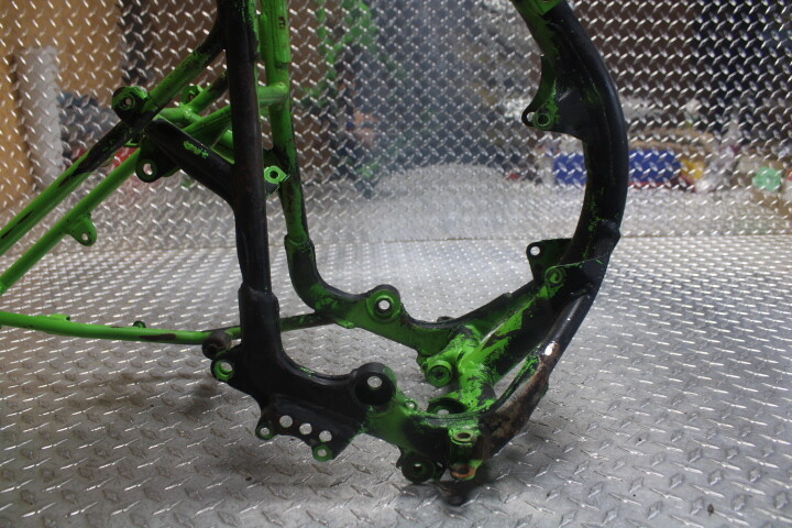 2001 Kawasaki KX85 OEM Frame Chassis 32160-1667-CC | Green | Painted ...
