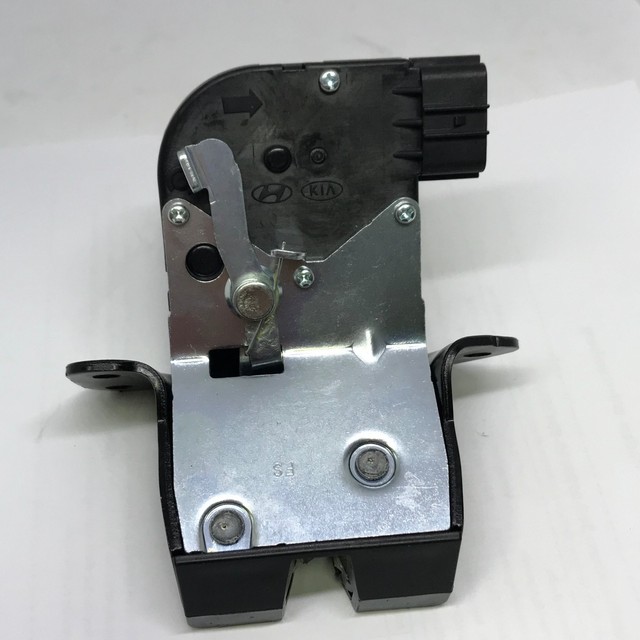Tailgate Trunk Lock Latch Actuator OEM 812302V000 Hyundai Veloster 2012 ...