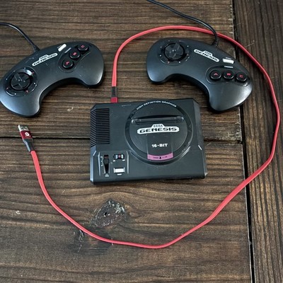 SEGA Genesis Mini Console MK-16000 W/ 2 Controllers 91 Games! See Pics ...