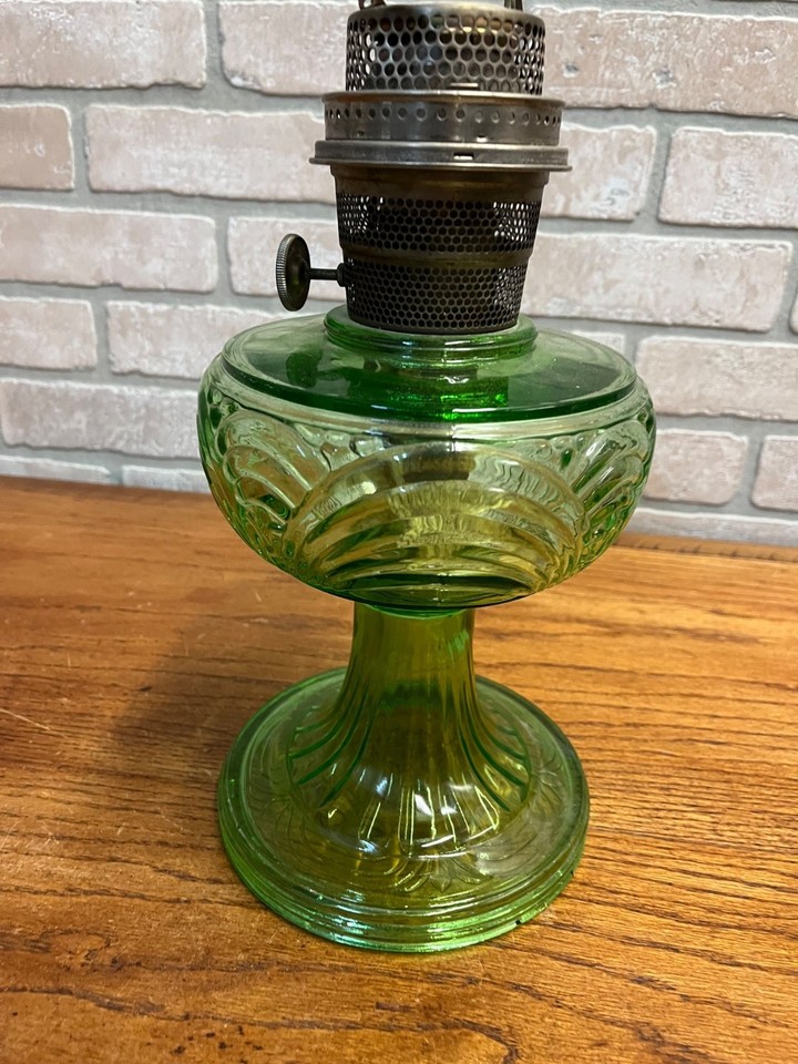 Aladdin Green Washington Drape Glass Oil Lamp w/ NuType Model B Burner ...