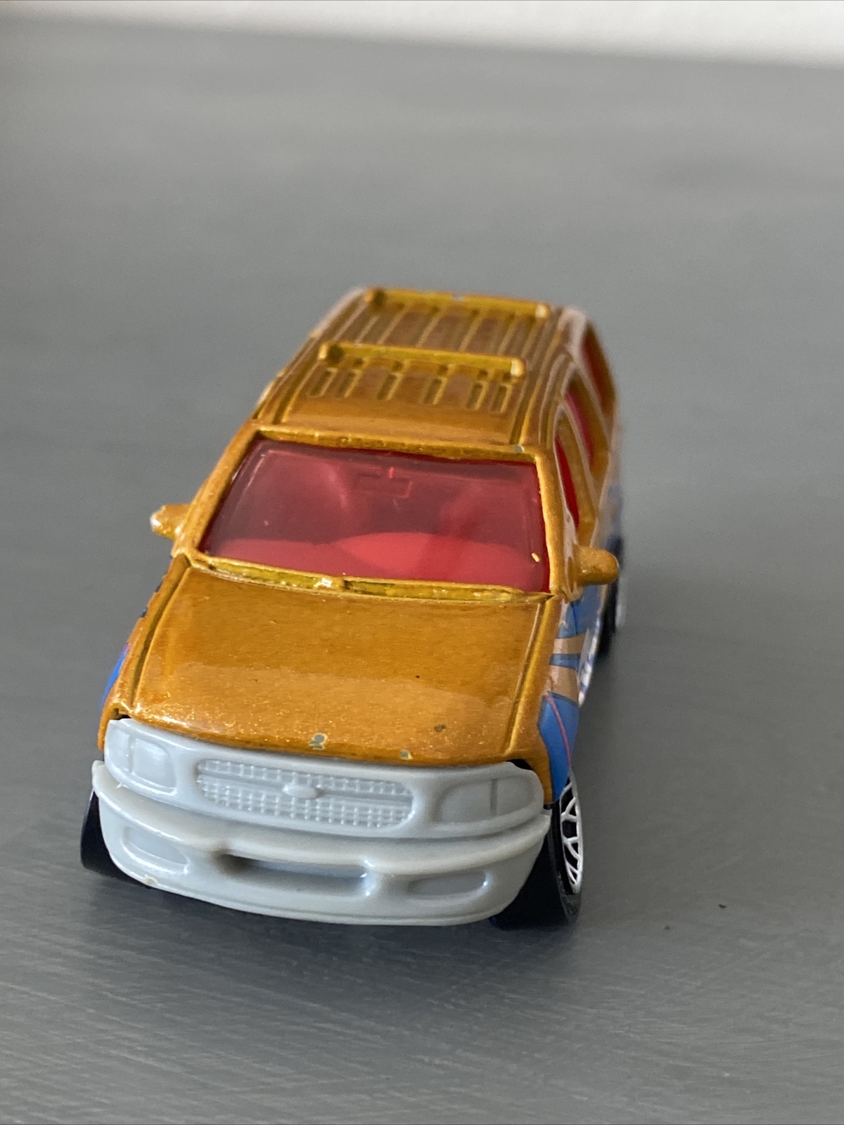 Matchbox Ford Expedition 3" Diecast Model 1998 Hanger Patrol | eBay