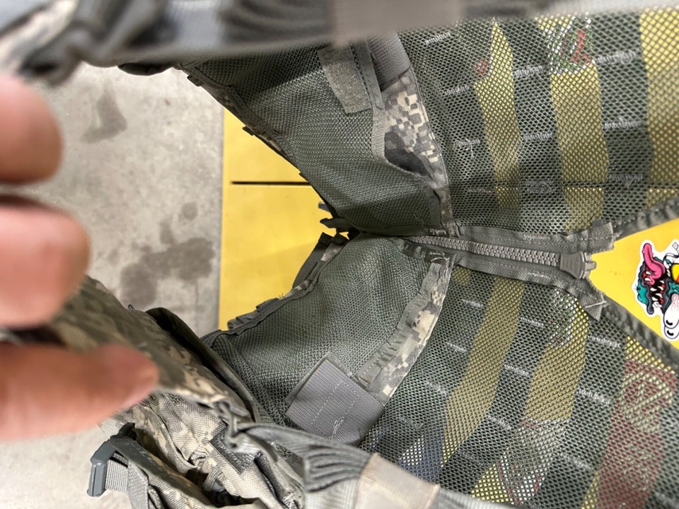 USGI Molle II Fighting Load Carrier FLC Tactical Rifleman Vest + 8 ...