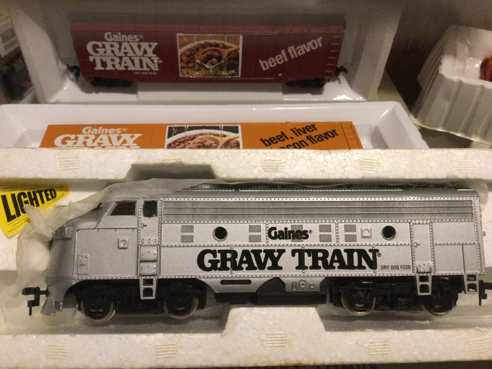 Vintage HO Bachmann Gaines Gravy Train Custom EMD F9, Cars, Track. Mint ...