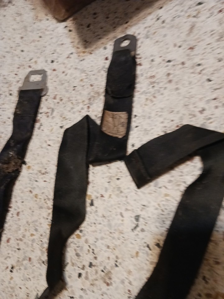 1970 71 72 CAMARO Chevelle SEAT BELTS irvin robbins nova 69 el camino ...