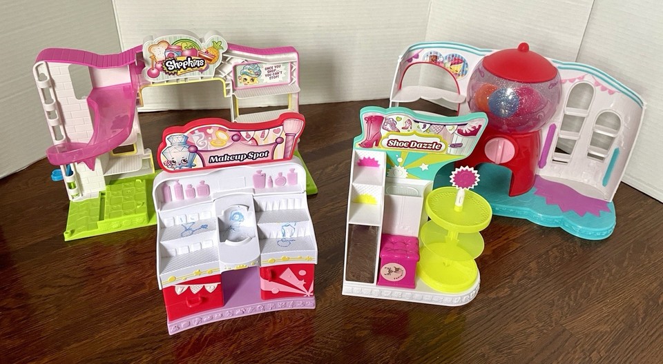 Shopkins Lot Large 100 + Figures Various Seasons, Playsets, Baskets ...