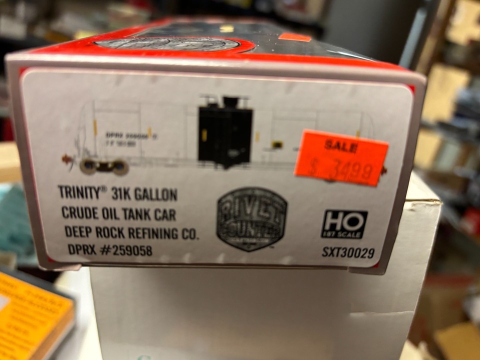 SCALE TRAINS #SXT30029 HO TRINITY CRUDE OIL DEEP ROCK REFINING 31k GAL ...