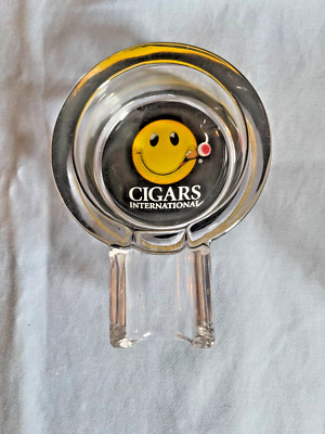 New in box Cigars International glass Smiley Face ashtray | eBay
