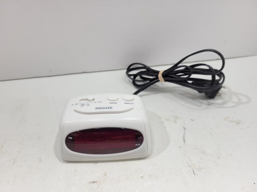 Litech Sharp Digital Electric Alarm Clock Model E062 Digital LED ...