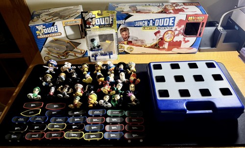 HUGE LOT VINTAGE TECH DECK DUDES ACTION FIGURES AND BOARDS RAMPS RARE ...