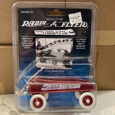 Vintage Model 3 Miniature Radio Flyer Streak-O-Lite Wagon Desktop ...