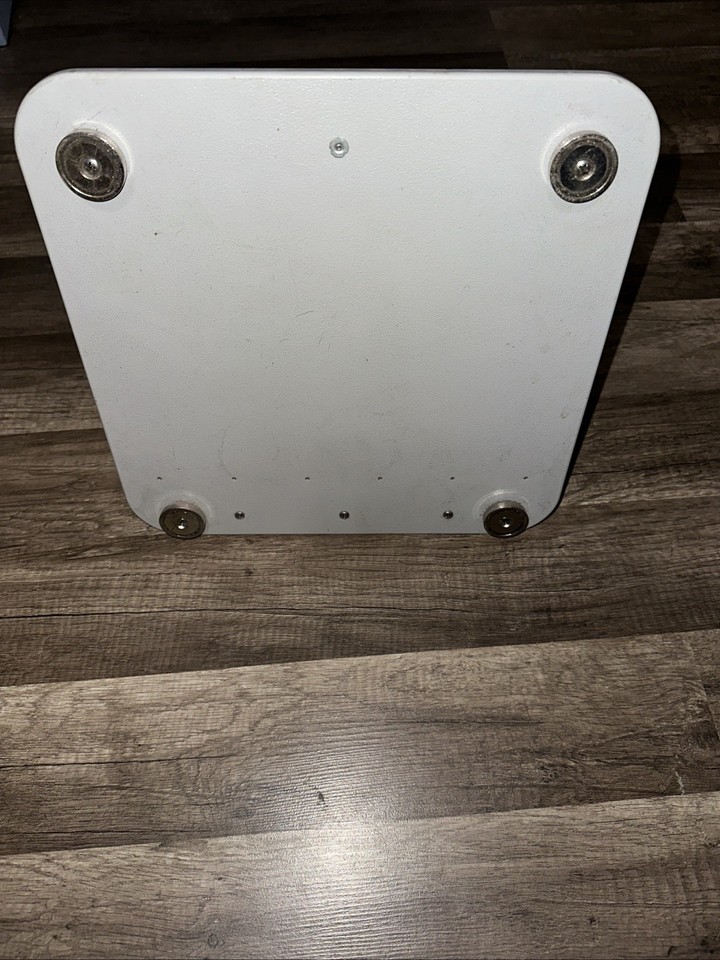 mag bench workstation lightly used No Case | eBay