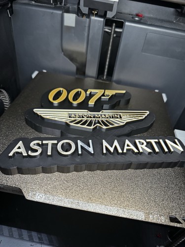 Aston Martin | James Bond | 007 | Sign / Logo Large 23cm x 18cm | Free ...