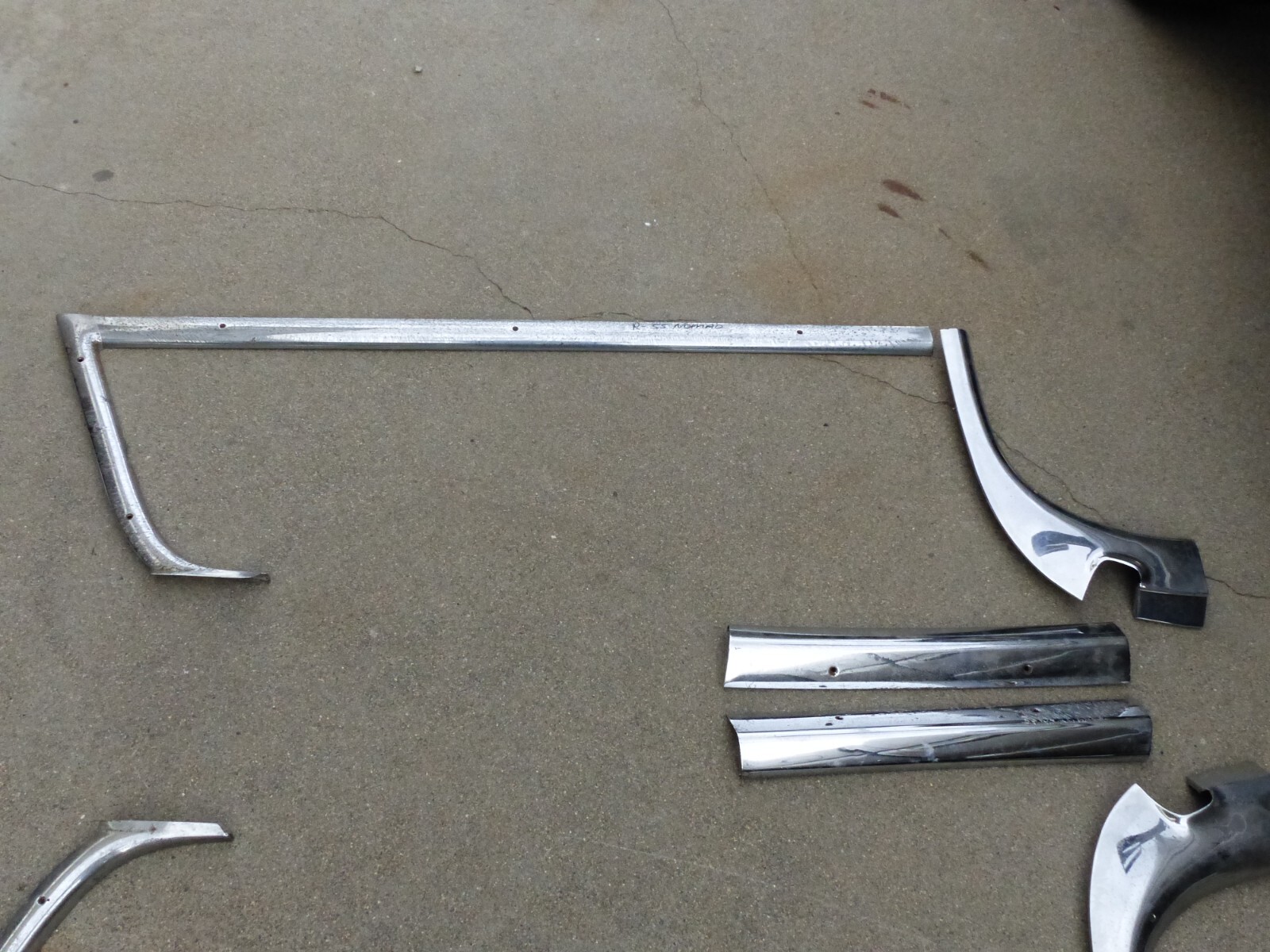 1955 1956 1957 Chevy Nomad Safari rear cargo upper chrome garnish ...
