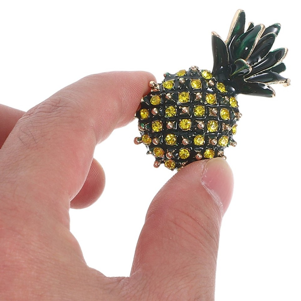 Alloy Pineapple Rhinestone Brooch Retro Cartoon Fruit Boutonniere Women ...