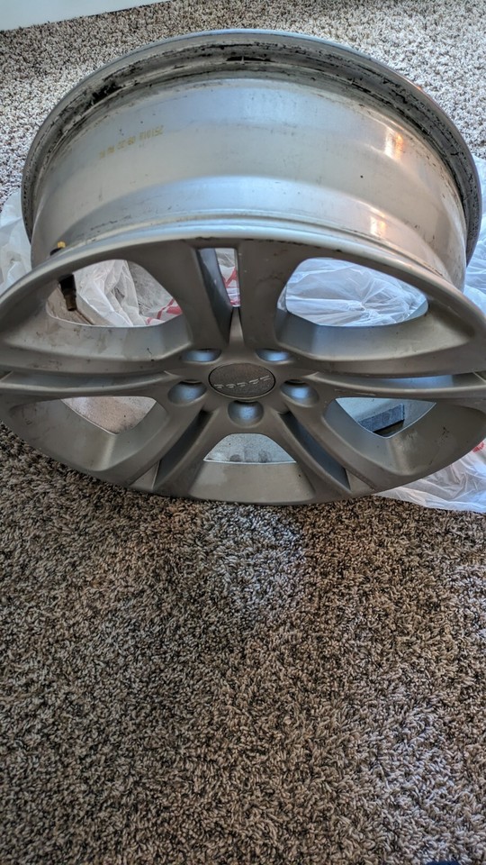 2015 - 2023 Dodge charger OEM used car rims wheels used wheels 17 inch ...