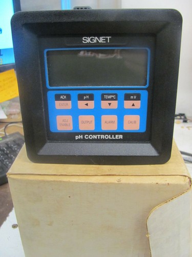 Signet pH Controller 3-9750-21 | eBay