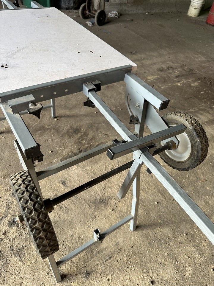 Central Machinery Model 40612 Portable Folding Miter Saw Table Power ...