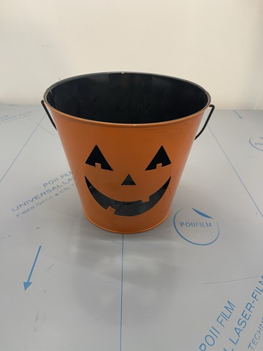 HALLOWEEN US METAL TRICK OR TREAT CANDY CONTAINER or MUMS Holder 14x9 ...