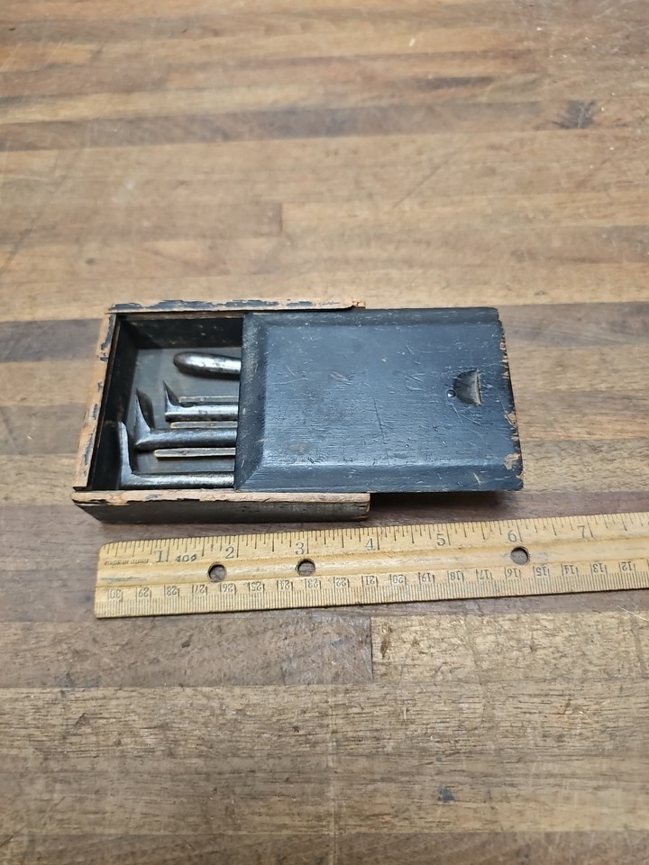 K225- Interesting early antique router plane blade set in wood box with ...