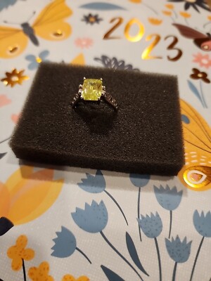 Lia Sophia Appletini Ring Size 6 Silver Tone Emerald Cut Peridot Stone ...