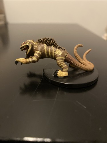 Star Wars Miniatures NEXU Figure 23/60 FRINGE 15 2005 LFL & TM Used No ...