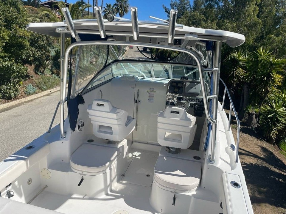 2013 Robalo 245 Walk Around Twin Outboard | eBay
