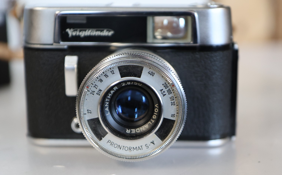 Lot of 3: 1950-70s 35mm Film Cameras w/Lenses [Praktica, Voigtlander ...