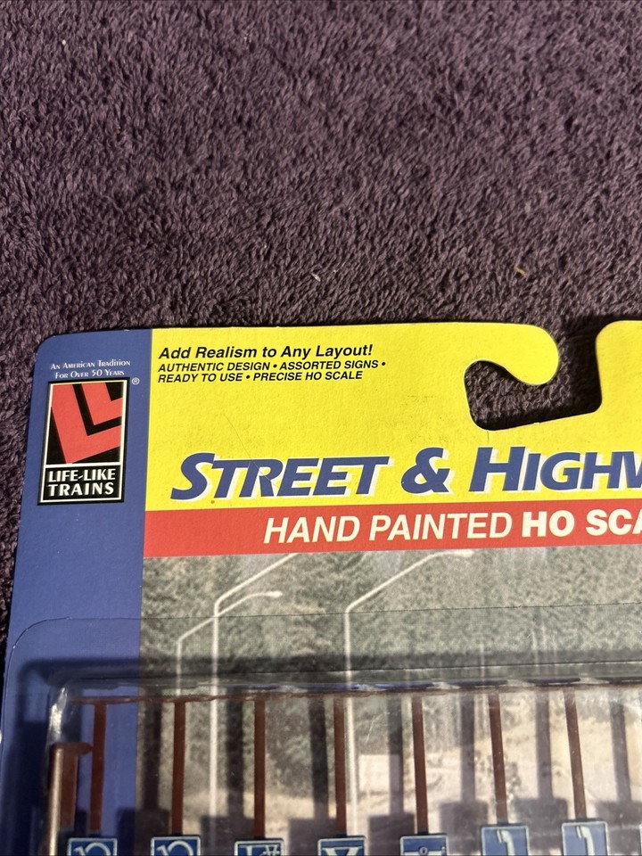 Life-Like #1116 HO Scale Street & Highway Signs New Sealed | eBay