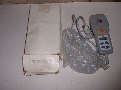 DUKANE 7A2001 NURSE CALL BUTTON AND PILLOW SPEAKER ** BRAND NEW ** | eBay